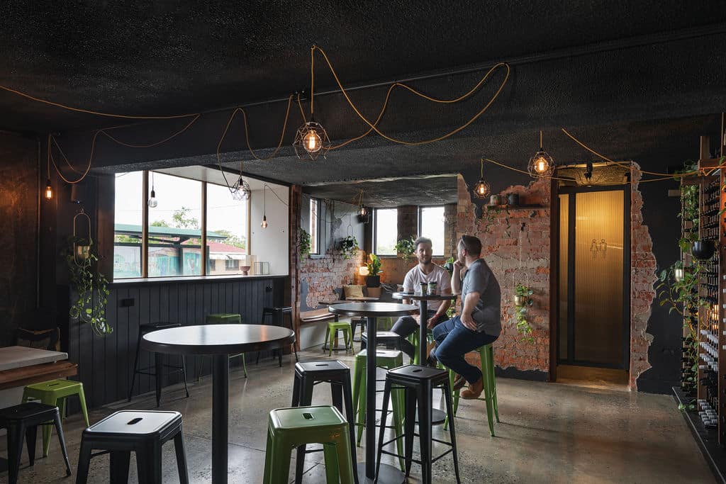 Quincy's Bar and Cafe - Base Architecture