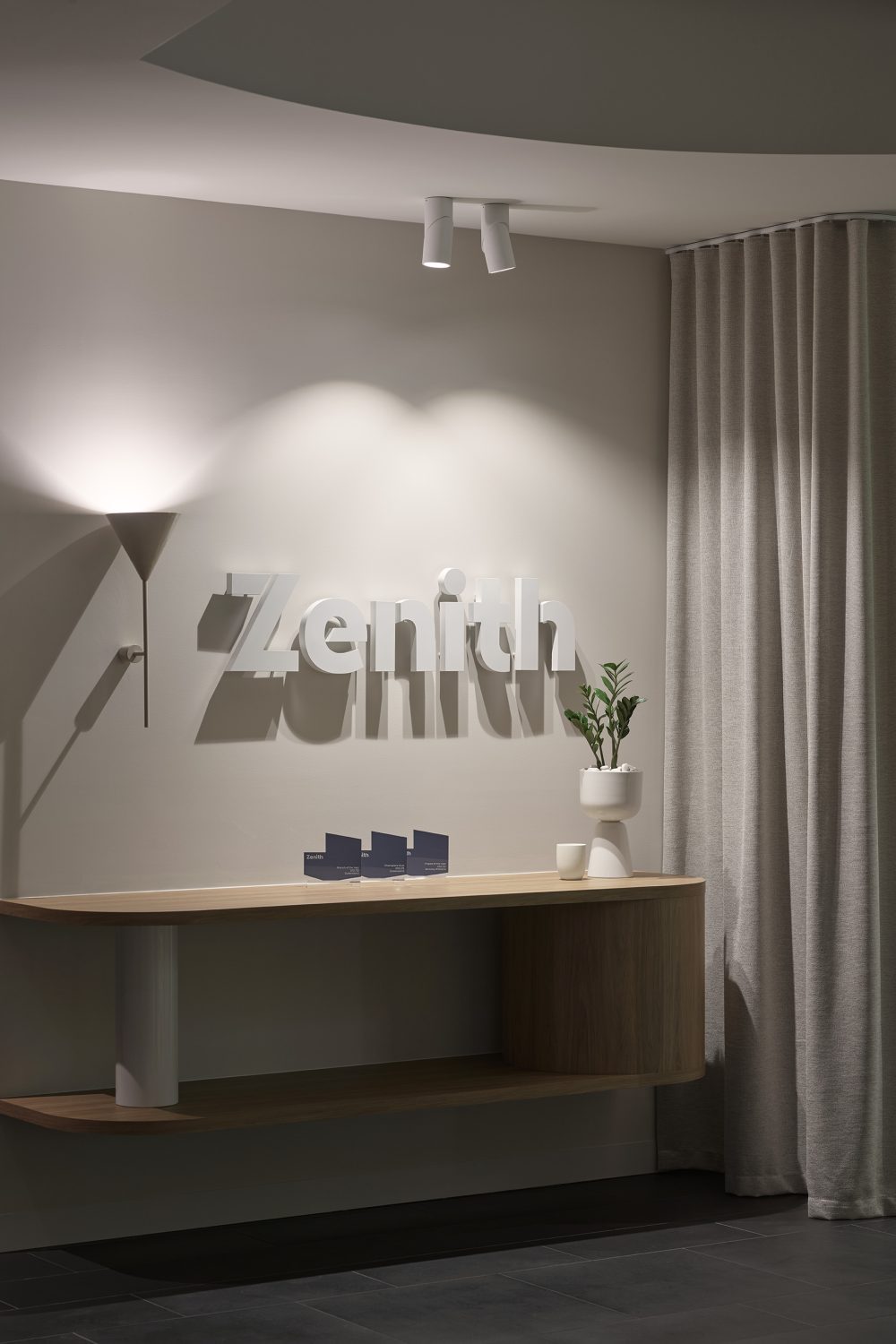 Zenith Showroom - Base Architecture