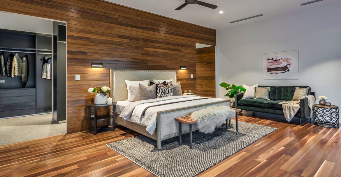 London - Base Architecture