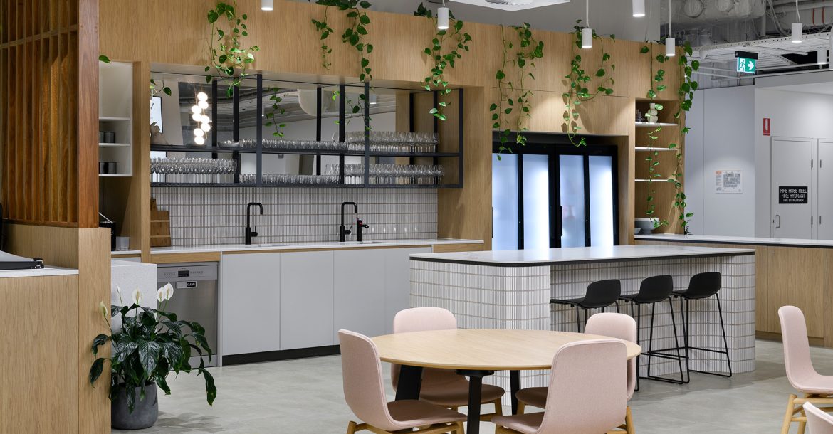 Mobo Co - Base Architecture